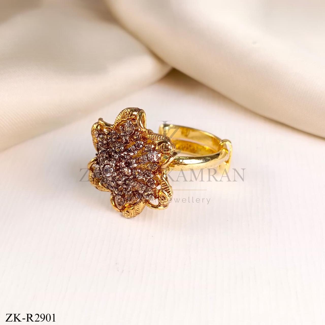 ANTIQUE RING – Zaheen Kamran